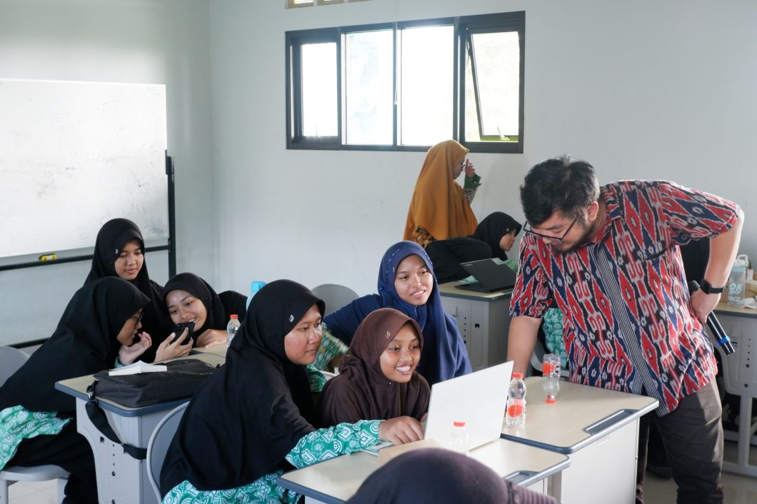 Siswa MBS Pleret Belajar Membuat Konten Dakwah Digital - klikmu