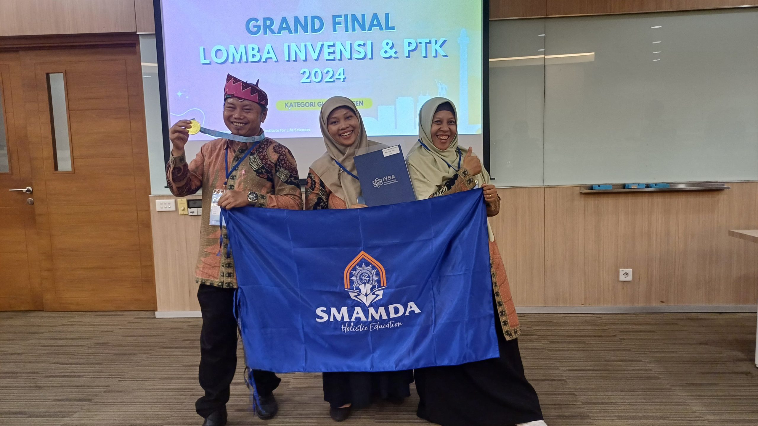 Persembahan Spesial Hari Guru, Smamda Sidoarjo Sabet Medali Emas dalam Lomba Penelitian Nasional ...