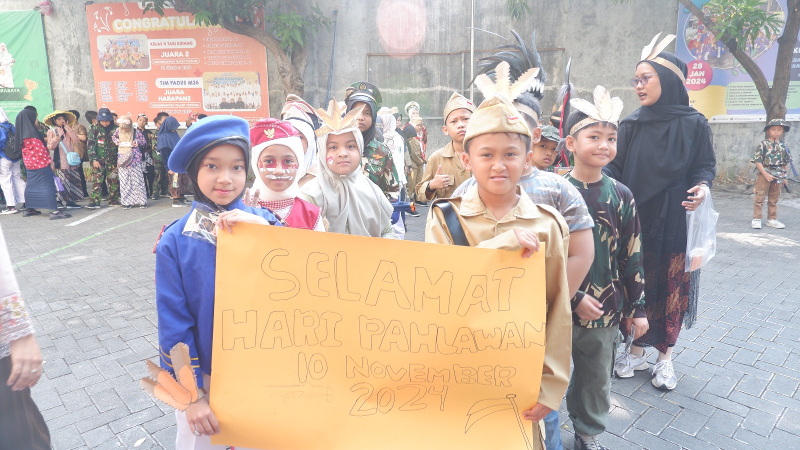 500 Siswa, Guru, dan Karyawan M26 Ikut Meriahkan Hari Pahlawan - klikmu