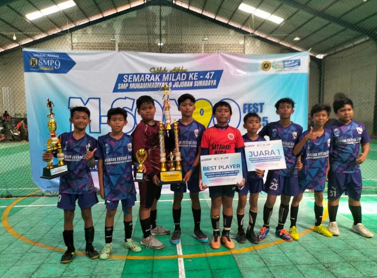 Sempurna! Tim Futsal SD Muhammadiyah 9 Surabaya Berhasil Kawinkan Gelar Juara 1 dan Pemain ...
