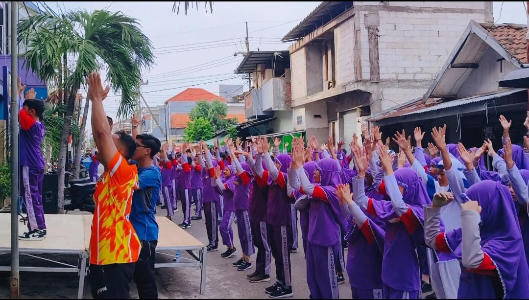 Peringatan Hardiknas, SD Muhammadiyah 21 Surabaya Ajak Siswa Terapkan 7 Kebiasaan Anak Indonesia ...