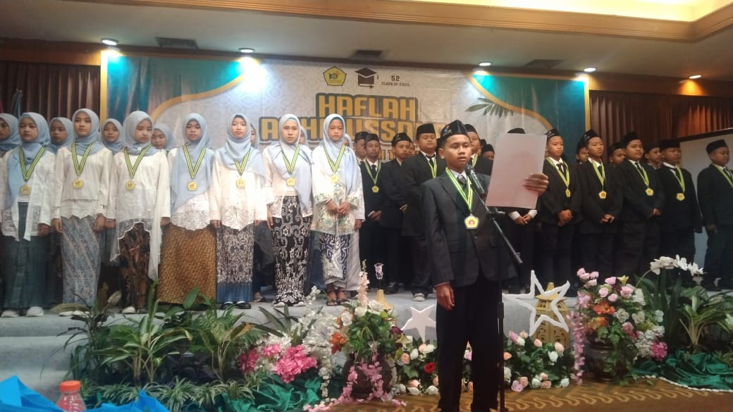 Haflah Akhirussanah Ke-52 Mumtas Penuh Makna: Melepas dengan Cinta, Mengantar ke Masa Depan - klikmu